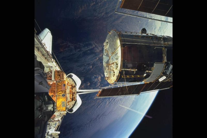Hubblesite Hubble Essentials Launch Of Space Shuttle