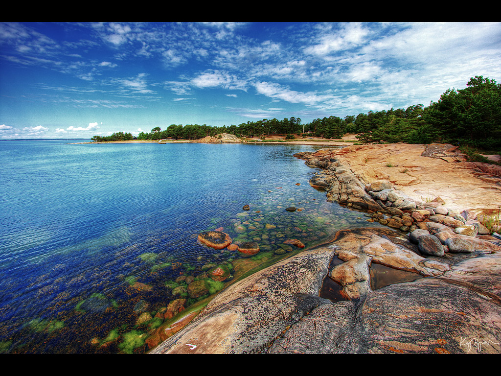 Sandhamn - Island Shoreline